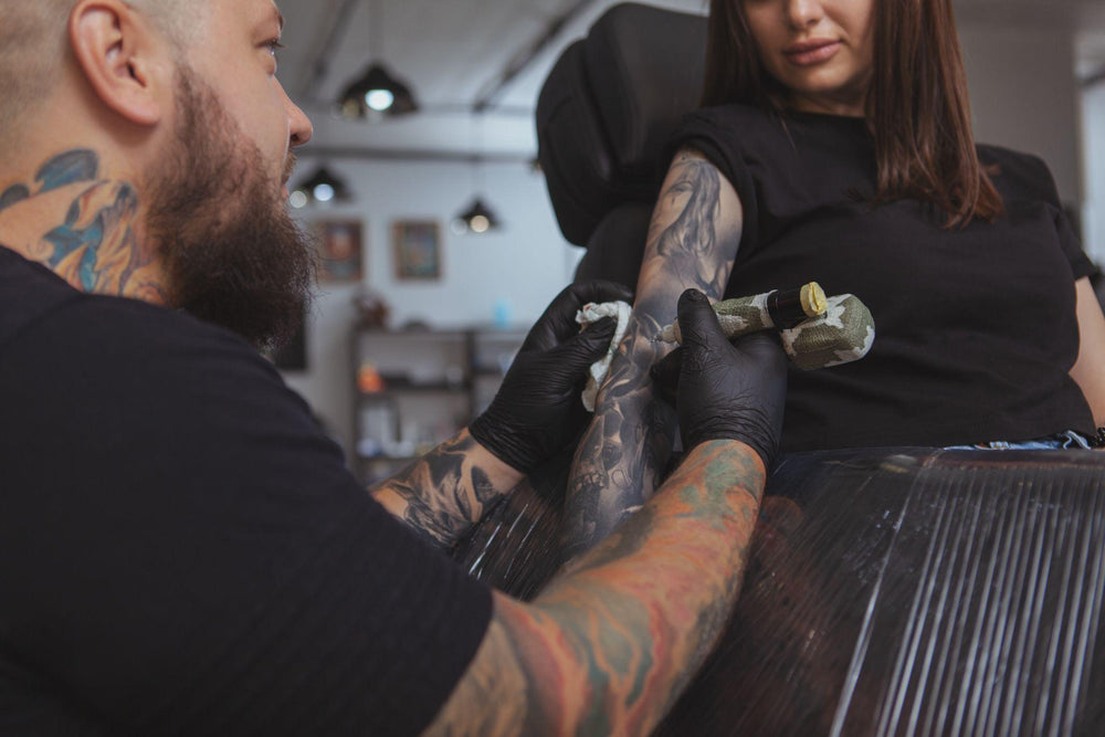 Tattoo Etiquette Essentials: Tips for a Smooth Experience
